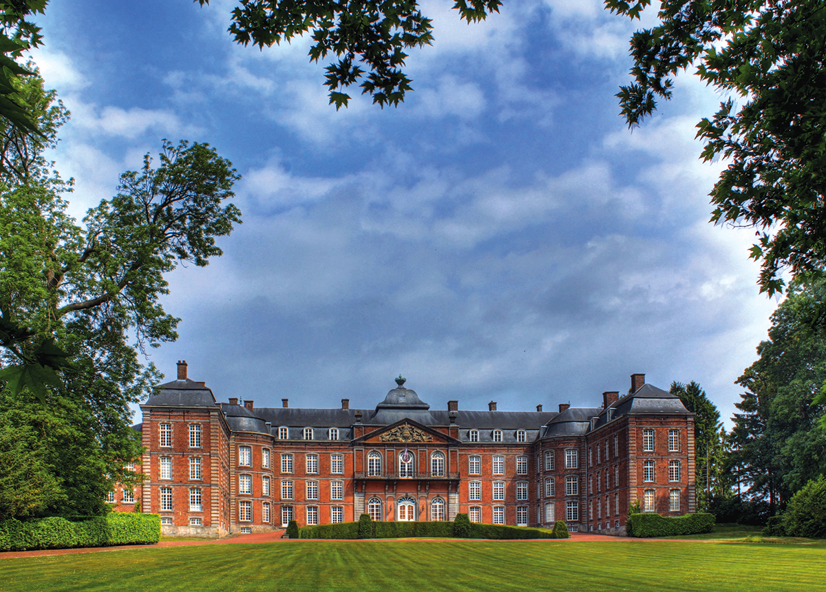 Carte postale "Château des Princes de Croÿ-Roeulx" - Office du Tourisme ...